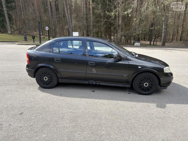 Melns Opel Astra 2002 Anykščiai, ar dzinēja tilpumu 1.70 L un nobraukumu 311 tūkst. km par 780 €, foto 6 vietnē AUTOMOTO.COM.LV
