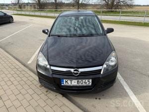 Melns Opel Astra 2004 Limbaži, ar dzinēja tilpumu 1.70 L un nobraukumu 300 tūkst. km par 950 €, foto  vietnē AUTOMOTO.COM.LV