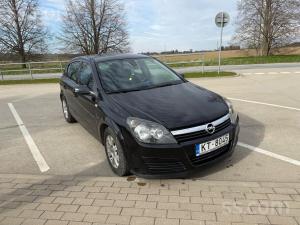 Melns Opel Astra 2004 Limbaži, ar dzinēja tilpumu 1.70 L un nobraukumu 300 tūkst. km par 950 €, foto 3 vietnē AUTOMOTO.COM.LV