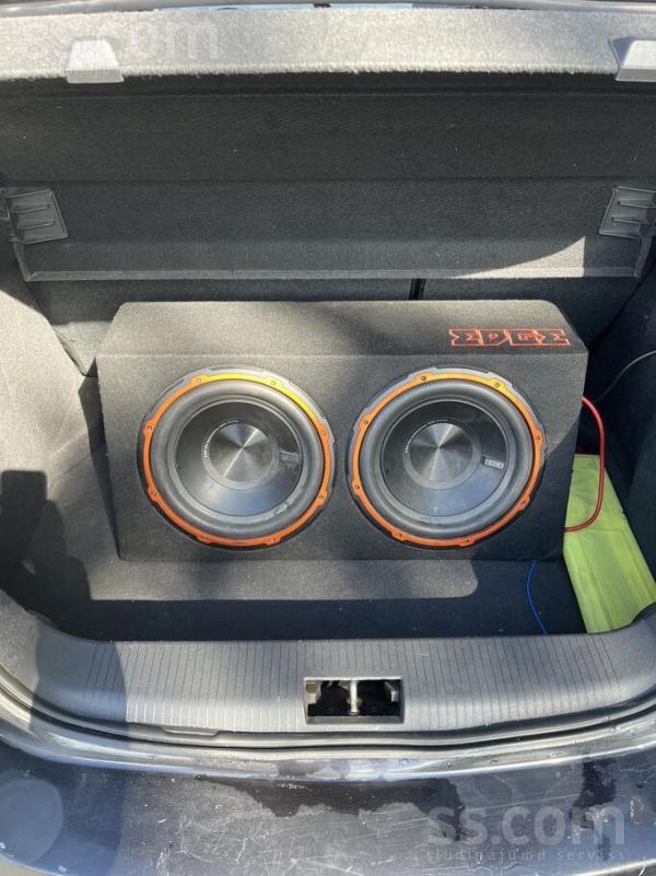 Opel Astra 2004 Rīga vietnē Melns Opel Astra 2004 Rīga, ar dzinēja tilpumu 1.40 L un nobraukumu 299 tūkst. km par 1500 €, foto 11 vietnē AUTOMOTO.COM.LV