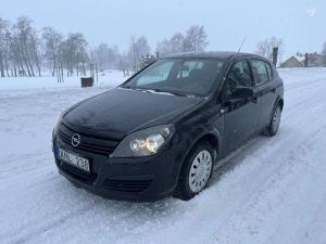 Melns Opel Astra 2005 Šauļi, ar dzinēja tilpumu 1.36 L un nobraukumu 356 tūkst. km par 920 €, foto  vietnē AUTOMOTO.COM.LV