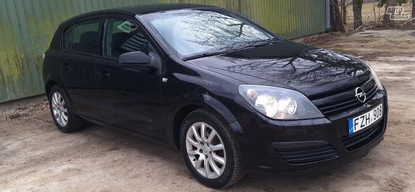 Melns Opel Astra 2005 Šilutė, ar dzinēja tilpumu 1.70 L un nobraukumu 355 tūkst. km par 1250 €, foto 2 vietnē AUTOMOTO.COM.LV