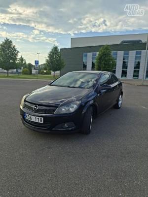 Melns Opel Astra 2005 Utena, ar dzinēja tilpumu 1.70 L un nobraukumu 253 tūkst. km par 911 €, foto 17 vietnē AUTOMOTO.COM.LV