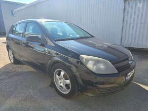 Melns Opel Astra 2005 Klaipėda, ar dzinēja tilpumu 1.90 L un nobraukumu 268 tūkst. km par 400 €, foto  vietnē AUTOMOTO.COM.LV