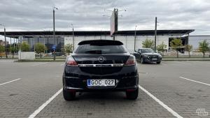 Black Opel Astra 2005 in Kaunas, with an engine capacity of 1.90 L and mileage of 321 thousand km for 600 €, photo 7 on AUTOMOTO.COM.LV