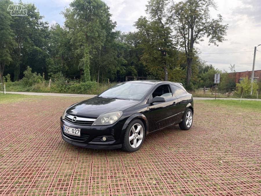 Melns Opel Astra 2005 Kauņa, ar dzinēja tilpumu 1.90 L un nobraukumu 300 tūkst. km par 820 €, foto 5 vietnē AUTOMOTO.COM.LV