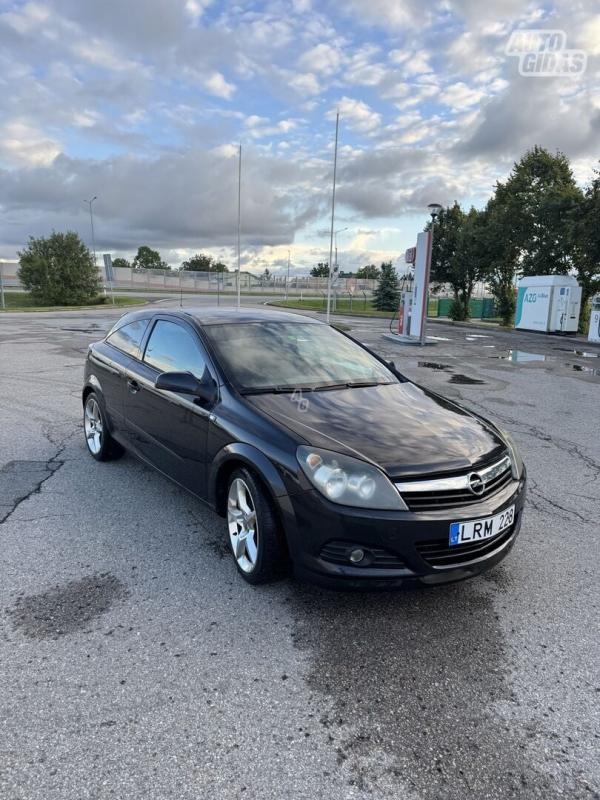 Melns Opel Astra 2005 Klaipėda, ar dzinēja tilpumu 1.90 L un nobraukumu 269 tūkst. km par 650 €, foto 3 vietnē AUTOMOTO.COM.LV