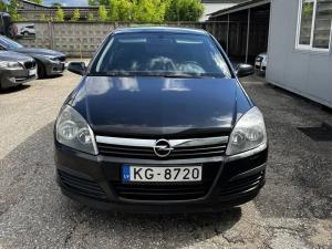 Melns Opel Astra 2006 Daugavpils, ar dzinēja tilpumu 1.90 L un nobraukumu 290 tūkst. km par 1890 €, foto 3 vietnē AUTOMOTO.COM.LV
