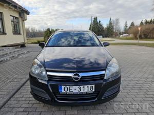 Melns Opel Astra 2006 Liepāja, ar dzinēja tilpumu 1.90 L un nobraukumu 334 tūkst. km par 2050 €, foto 3 vietnē AUTOMOTO.COM.LV
