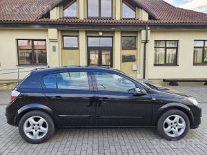 Melns Opel Astra 2006 Liepāja, ar dzinēja tilpumu 1.90 L un nobraukumu 334 tūkst. km par 2050 €, foto 6 vietnē AUTOMOTO.COM.LV