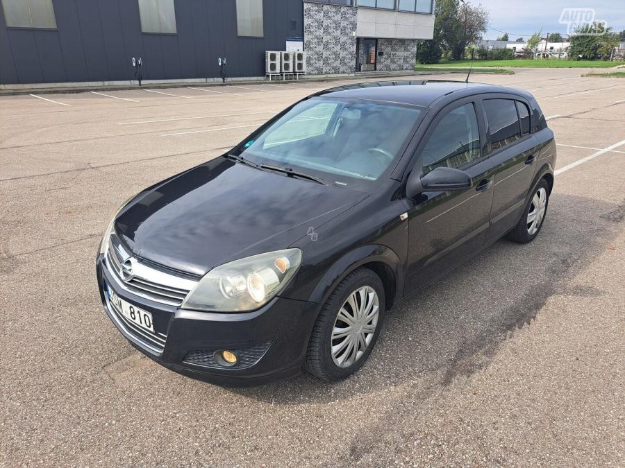 Melns Opel Astra 2006 Kauņa, ar dzinēja tilpumu 1.90 L un nobraukumu 320 tūkst. km par 999 €, foto 1 vietnē AUTOMOTO.COM.LV