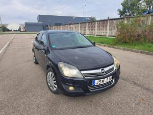 Melns Opel Astra 2006 Kauņa, ar dzinēja tilpumu 1.90 L un nobraukumu 320 tūkst. km par 999 €, foto 14 vietnē AUTOMOTO.COM.LV