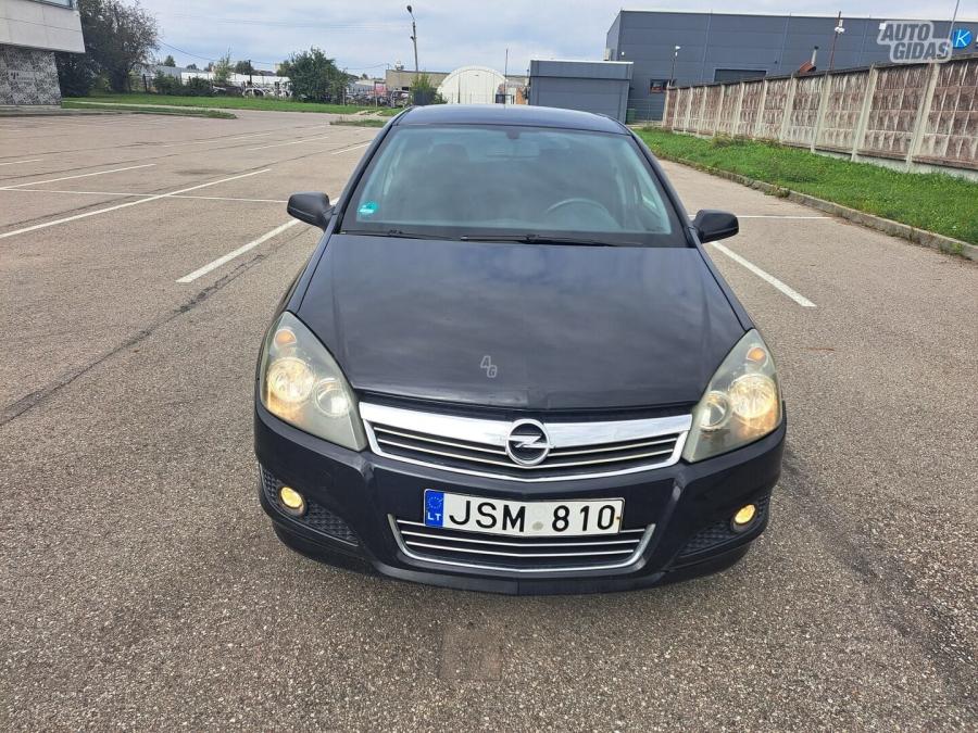 Melns Opel Astra 2006 Kauņa, ar dzinēja tilpumu 1.90 L un nobraukumu 320 tūkst. km par 999 €, foto 18 vietnē AUTOMOTO.COM.LV