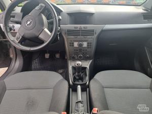 Melns Opel Astra 2006 Kauņa, ar dzinēja tilpumu 1.90 L un nobraukumu 320 tūkst. km par 999 €, foto 28 vietnē AUTOMOTO.COM.LV