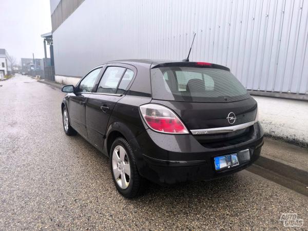 Melns Opel Astra 2007 Kauņa, ar dzinēja tilpumu 1.80 L un nobraukumu 193 tūkst. km par 2100 €, foto 5 vietnē AUTOMOTO.COM.LV