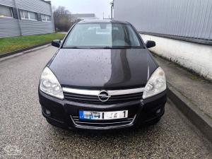 Black Opel Astra 2007 in Kaunas, with an engine capacity of 1.80 L and mileage of 193 thousand km for 2100 €, photo 9 on AUTOMOTO.COM.LV