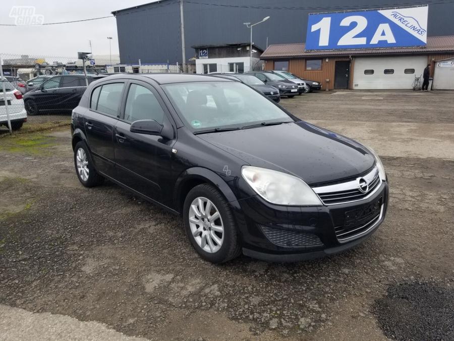 Melns Opel Astra 2007 Kauņa, ar dzinēja tilpumu 1.60 L un nobraukumu 262 tūkst. km par 1850 €, foto 3 vietnē AUTOMOTO.COM.LV
