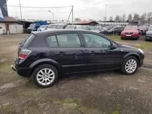Melns Opel Astra 2007 Kauņa, ar dzinēja tilpumu 1.60 L un nobraukumu 262 tūkst. km par 1850 €, foto 4 vietnē AUTOMOTO.COM.LV