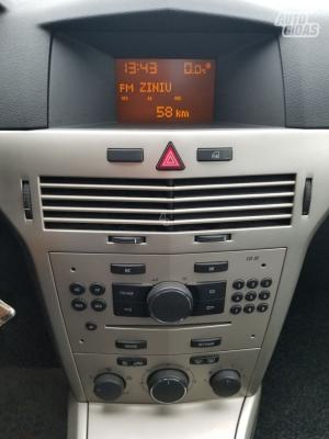 Melns Opel Astra 2007 Kauņa, ar dzinēja tilpumu 1.60 L un nobraukumu 262 tūkst. km par 1850 €, foto 11 vietnē AUTOMOTO.COM.LV