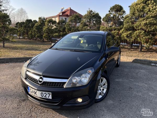 Melns Opel Astra 2007 Alīta, ar dzinēja tilpumu 1.70 L un nobraukumu 357 tūkst. km par 1100 €, foto 4 vietnē AUTOMOTO.COM.LV