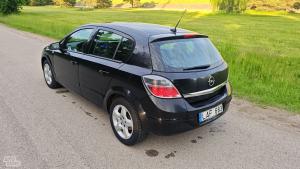 Melns Opel Astra 2007 Kauņa, ar dzinēja tilpumu 1.90 L un nobraukumu 258 tūkst. km par 2200 €, foto 7 vietnē AUTOMOTO.COM.LV