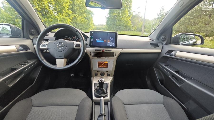Melns Opel Astra 2007 Kauņa, ar dzinēja tilpumu 1.90 L un nobraukumu 258 tūkst. km par 2200 €, foto 8 vietnē AUTOMOTO.COM.LV
