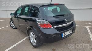 Melns Opel Astra 2007 Rīga, ar dzinēja tilpumu 1.60 L un nobraukumu 239 tūkst. km par 1990 €, foto 7 vietnē AUTOMOTO.COM.LV