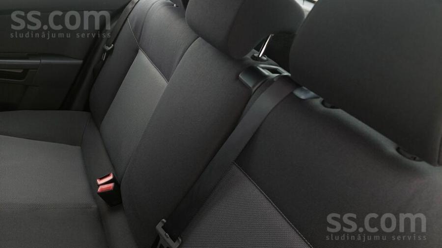 Melns Opel Astra 2007 Rīga, ar dzinēja tilpumu 1.60 L un nobraukumu 239 tūkst. km par 1990 €, foto 8 vietnē AUTOMOTO.COM.LV