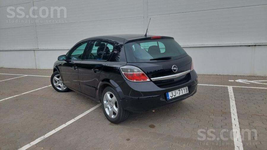 Melns Opel Astra 2007 Rīga, ar dzinēja tilpumu 1.60 L un nobraukumu 239 tūkst. km par 1990 €, foto 23 vietnē AUTOMOTO.COM.LV