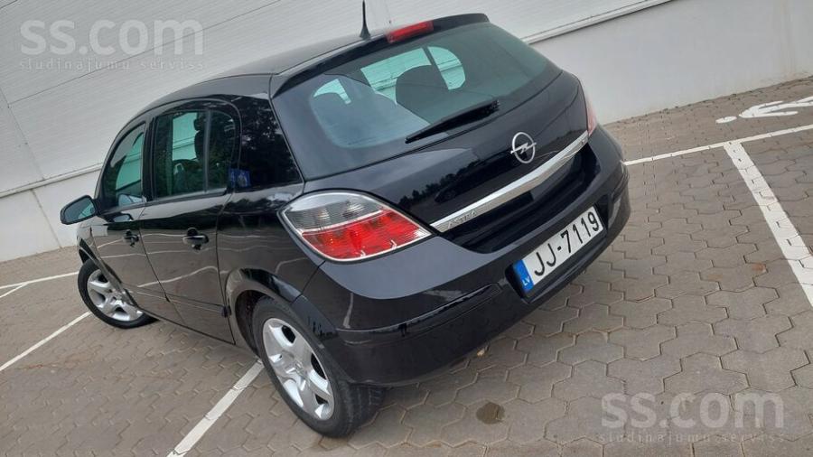 Melns Opel Astra 2007 Rīga, ar dzinēja tilpumu 1.60 L un nobraukumu 239 tūkst. km par 1990 €, foto 31 vietnē AUTOMOTO.COM.LV