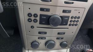 Melns Opel Astra 2007 Rīga, ar dzinēja tilpumu 1.60 L un nobraukumu 239 tūkst. km par 1990 €, foto 33 vietnē AUTOMOTO.COM.LV