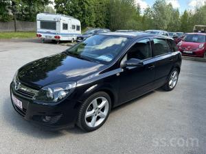 Black Opel Astra 2008 in Limbazi, with an engine capacity of 1.80 L and mileage of 234 thousand km for 3450 €, photo 1 on AUTOMOTO.COM.LV