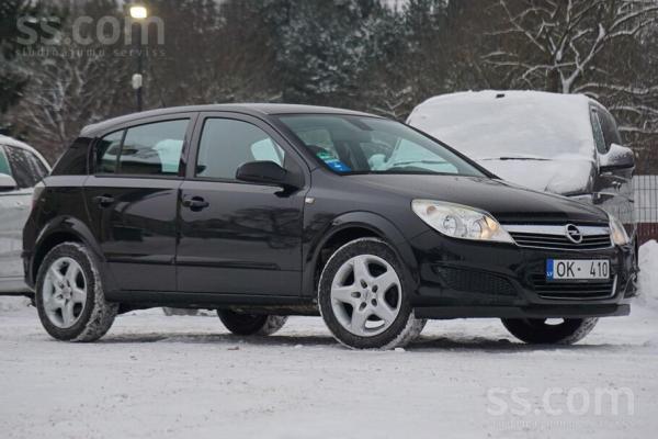 Melns Opel Astra 2008 Rīga, ar dzinēja tilpumu 1.40 L un nobraukumu 235 tūkst. km par 3690 €, foto 2 vietnē AUTOMOTO.COM.LV