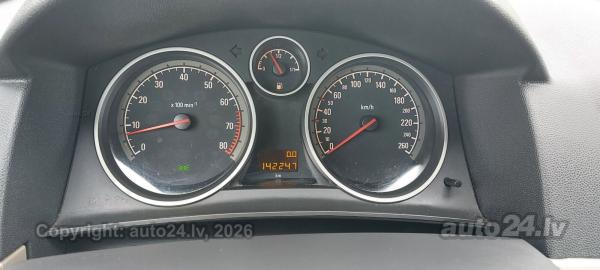 Черный Опель Астра 2008 в Таллин, объемом двигателя 1.40 л и пробегом 142 тыс. км за 1300 €, фото 5 на AUTOMOTO.COM.LV