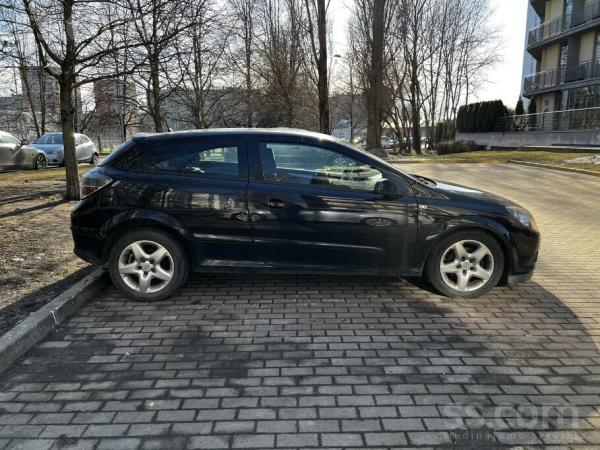 Melns Opel Astra 2008 Rīga, ar dzinēja tilpumu 1.30 L un nobraukumu 273 tūkst. km par 900 €, foto 6 vietnē AUTOMOTO.COM.LV