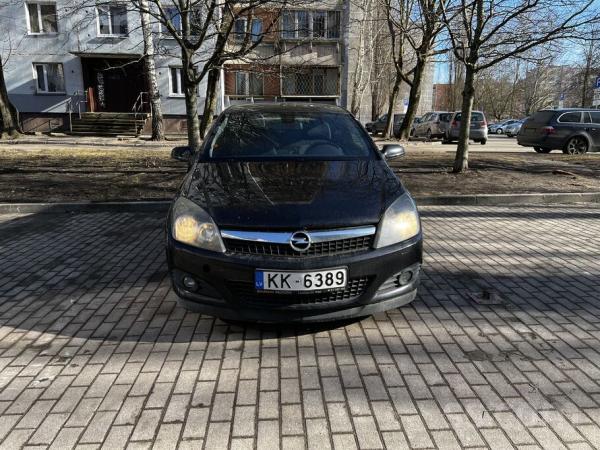 Melns Opel Astra 2008 Rīga, ar dzinēja tilpumu 1.30 L un nobraukumu 273 tūkst. km par 900 €, foto 8 vietnē AUTOMOTO.COM.LV