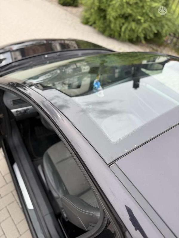 Black Opel Astra 2008 in Vilnius, with an engine capacity of 1.91 L and mileage of 207 thousand km for 2200 €, photo 6 on AUTOMOTO.COM.LV