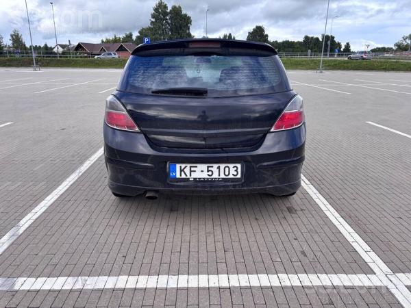 Melns Opel Astra 2008 Rēzekne, ar dzinēja tilpumu 1.90 L un nobraukumu 206 tūkst. km par 2500 €, foto 7 vietnē AUTOMOTO.COM.LV