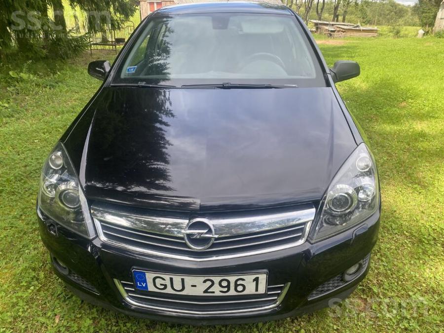 Melns Opel Astra 2009 Krāslava, ar dzinēja tilpumu 1.90 L un nobraukumu 0 tūkst. km par 2200 €, foto 3 vietnē AUTOMOTO.COM.LV
