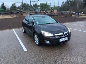 Melns Opel Astra 2010 Jēkabpils, ar dzinēja tilpumu 2.00 L un nobraukumu 232 tūkst. km par 2800 €, foto 1 vietnē AUTOMOTO.COM.LV