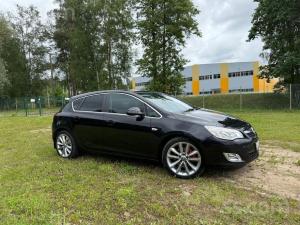 Melns Opel Astra 2010 Rīga, ar dzinēja tilpumu 1.70 L un nobraukumu 274 tūkst. km par 3000 €, foto 3 vietnē AUTOMOTO.COM.LV