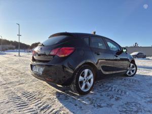 Melns Opel Astra 2010 Viļņa, ar dzinēja tilpumu 1.25 L un nobraukumu 219 tūkst. km par 3100 €, foto 8 vietnē AUTOMOTO.COM.LV