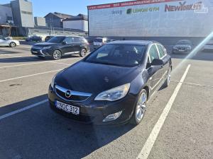 Black Opel Astra 2010 in Kaunas, with an engine capacity of 2.00 L and mileage of 192 thousand km for 3700 €, photo  on AUTOMOTO.COM.LV