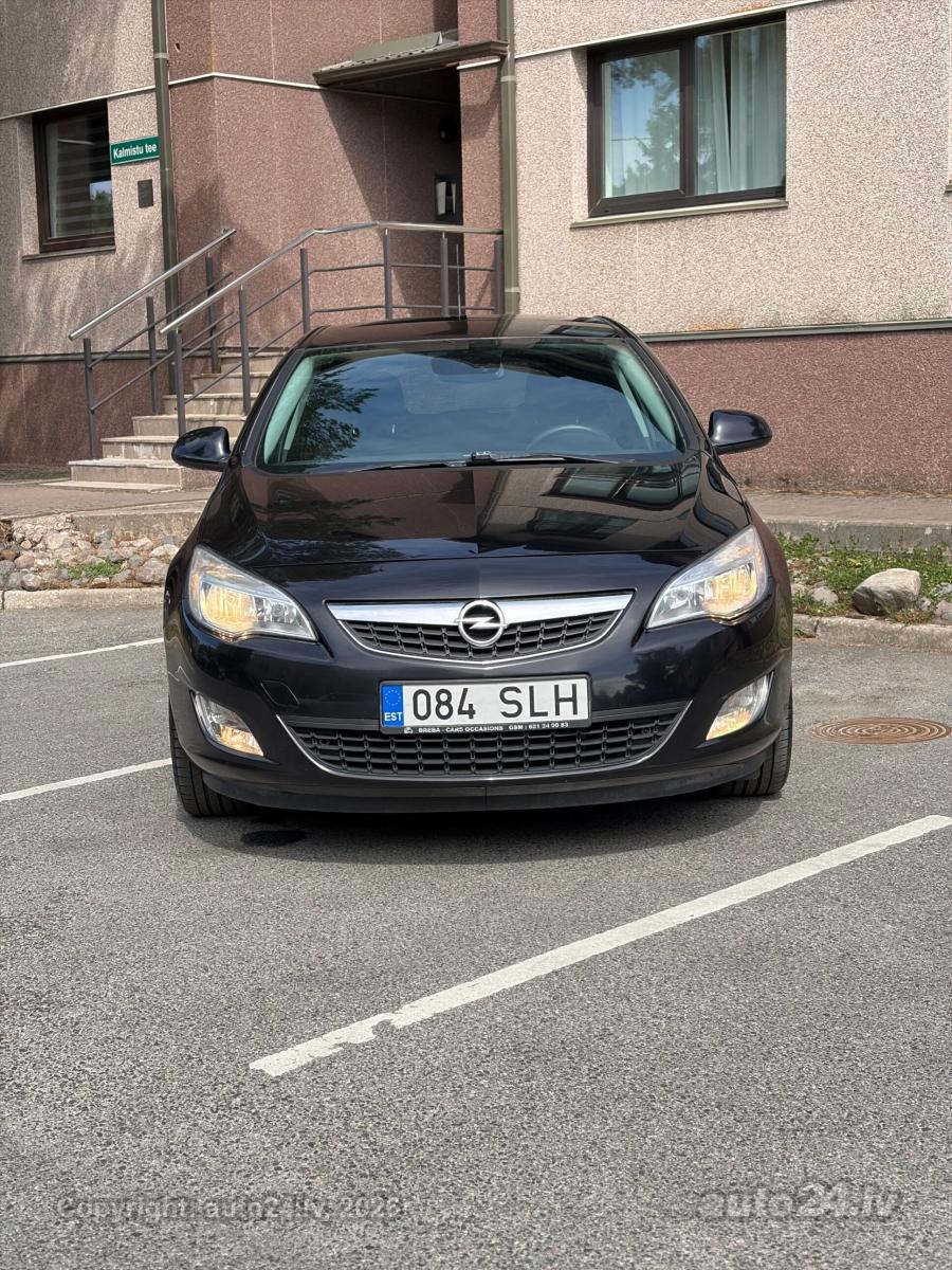 Melns Opel Astra 2010 Tallina, ar dzinēja tilpumu 1.70 L un nobraukumu 227 tūkst. km par 2999 €, foto 3 vietnē AUTOMOTO.COM.LV