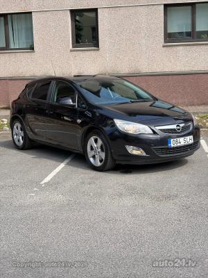 Melns Opel Astra 2010 Tallina, ar dzinēja tilpumu 1.70 L un nobraukumu 227 tūkst. km par 2999 €, foto 4 vietnē AUTOMOTO.COM.LV