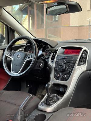 Melns Opel Astra 2010 Tallina, ar dzinēja tilpumu 1.70 L un nobraukumu 227 tūkst. km par 2999 €, foto 9 vietnē AUTOMOTO.COM.LV