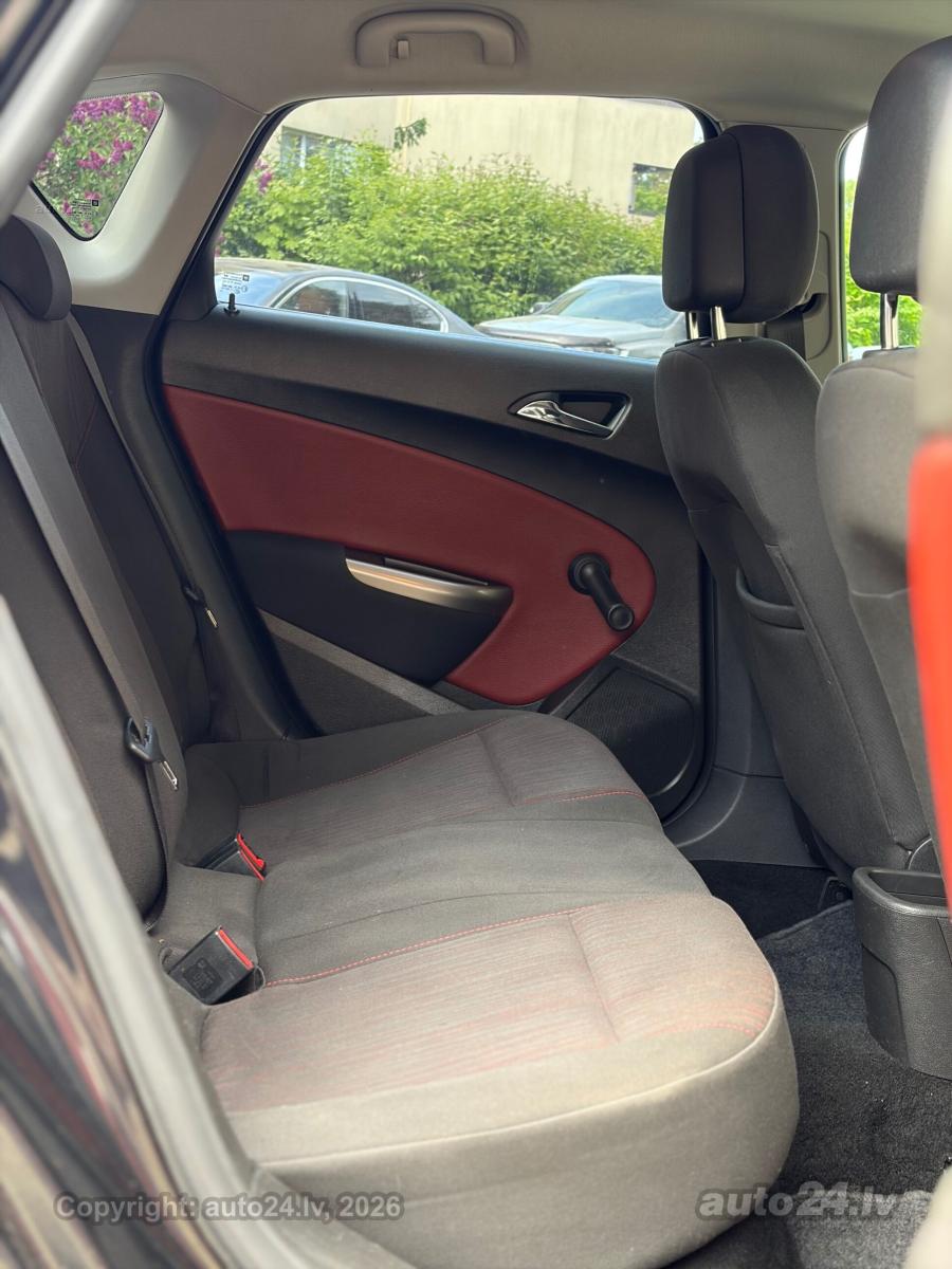 Melns Opel Astra 2010 Tallina, ar dzinēja tilpumu 1.70 L un nobraukumu 227 tūkst. km par 2999 €, foto 11 vietnē AUTOMOTO.COM.LV