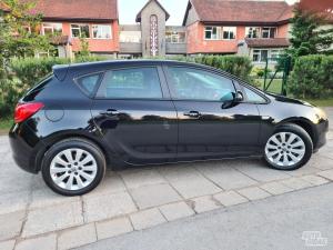 Melns Opel Astra 2010 Šilutė, ar dzinēja tilpumu 1.70 L un nobraukumu 250 tūkst. km par 2999 €, foto 4 vietnē AUTOMOTO.COM.LV