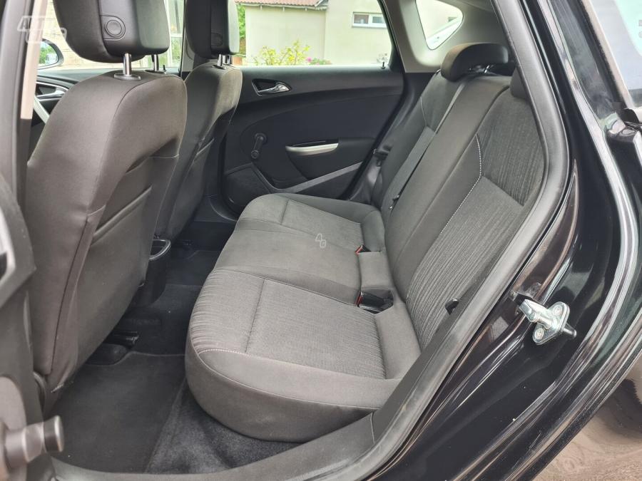 Melns Opel Astra 2010 Šilutė, ar dzinēja tilpumu 1.70 L un nobraukumu 250 tūkst. km par 2999 €, foto 13 vietnē AUTOMOTO.COM.LV