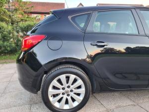 Melns Opel Astra 2010 Šilutė, ar dzinēja tilpumu 1.70 L un nobraukumu 250 tūkst. km par 2999 €, foto 31 vietnē AUTOMOTO.COM.LV